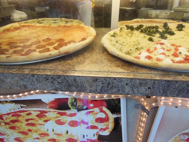 Atlantic City NJ Boardwalk Pizza – I Gambled and I Lost | The Pizza Snob