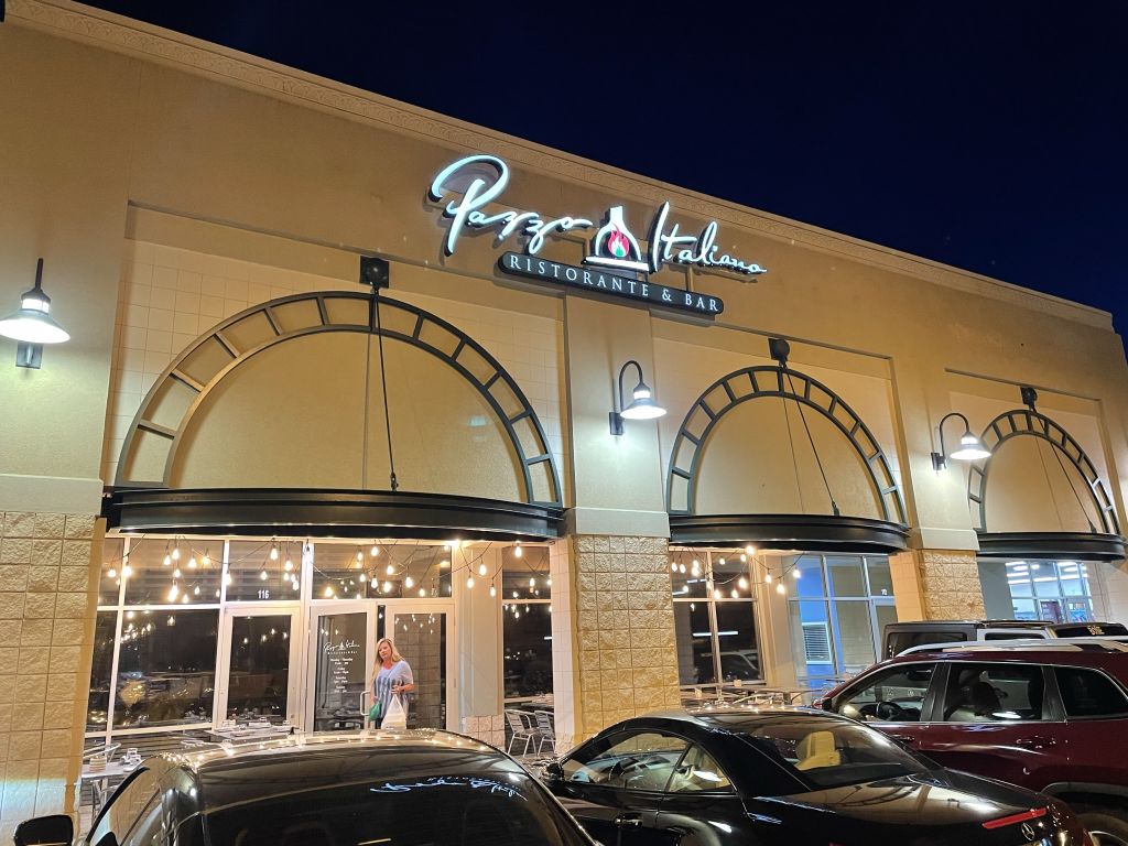 Pazzo Italiano Destin—Restaurant Pizza at the Florida Beach! | The ...